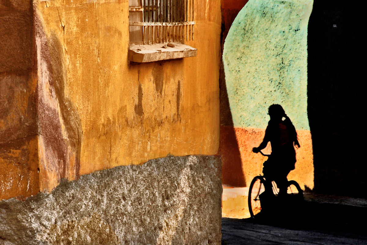 Yusuf Tuvi – The Route Photography Gallery